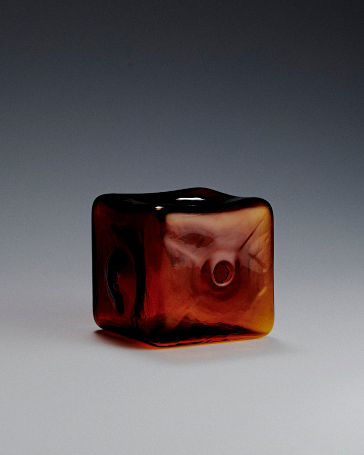 Laundry Day | Cube Pipe | Art & Design Focused Smoking Accessories